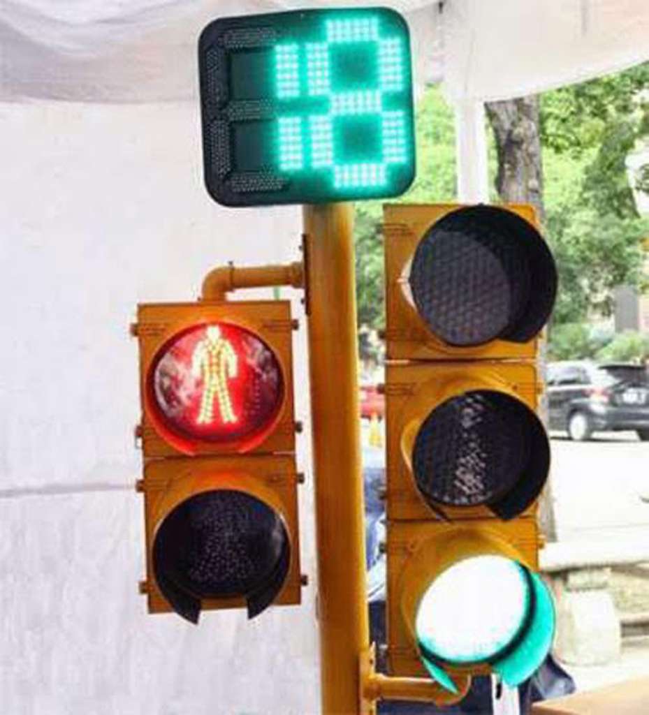 Buscan la instalación de semáforos inteligentes en Río Grande - Diario ...