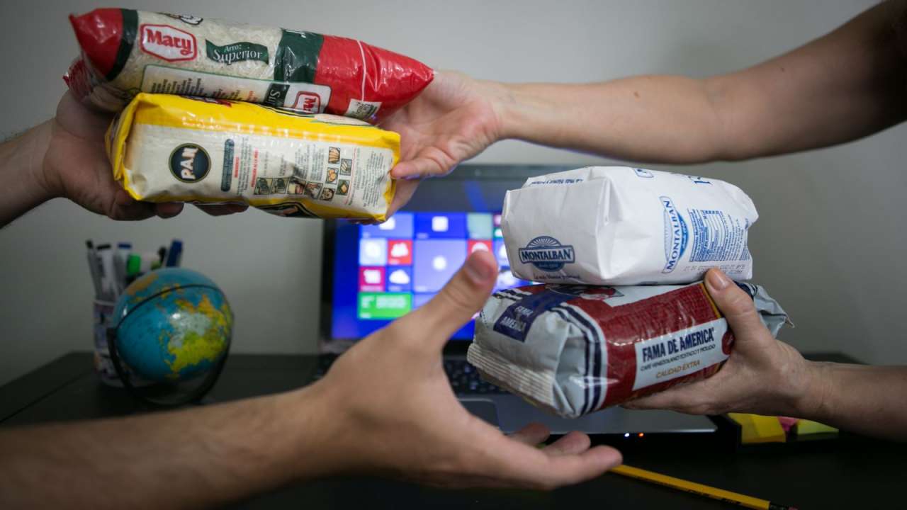 Crisis: Vuelve el trueque - Diario El Sureño