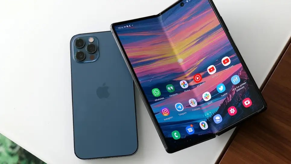 El iPhone plegable de Apple llegaría en 2023 - Diario El Sureño