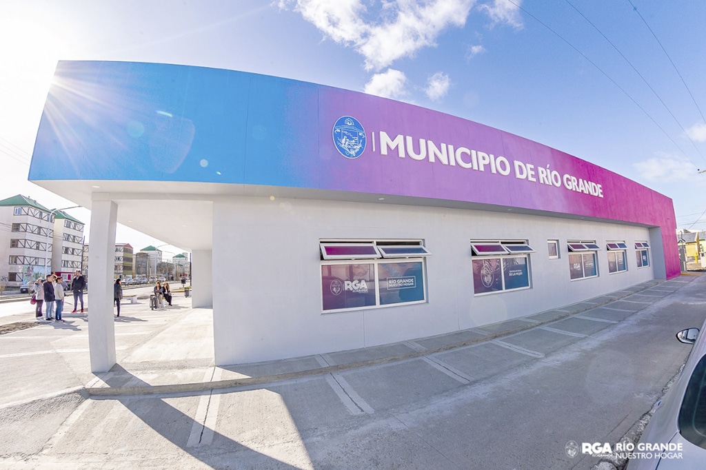 Hoy se inaugura el Centro Integral Mujeres Centenarias - Diario El Sureño