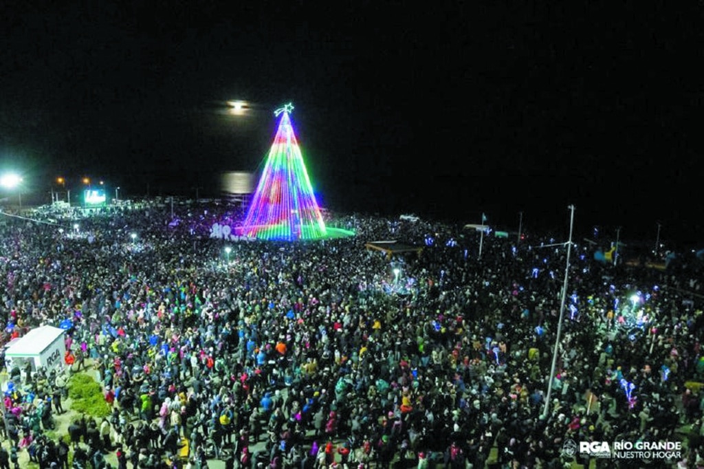 Es “un día de encuentro de las familias de Río Grande" - Diario El Sureño