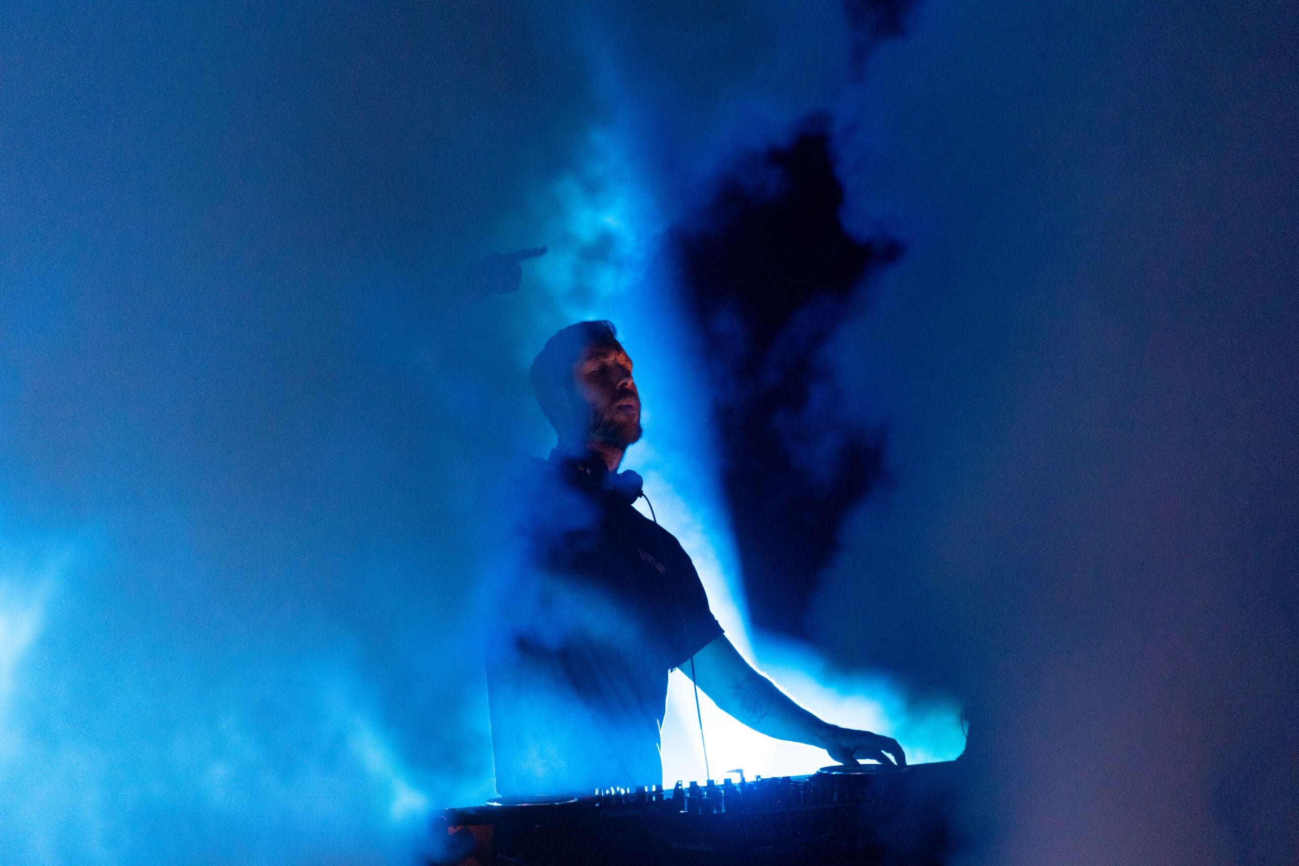 Calvin Harris convirtió al Movistar Arena en una gran disco - Diario El ...