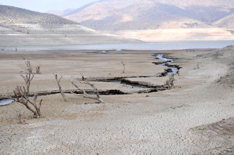 Devastadora sequía pone en riesgo el agua potable en zonas de Chile ...