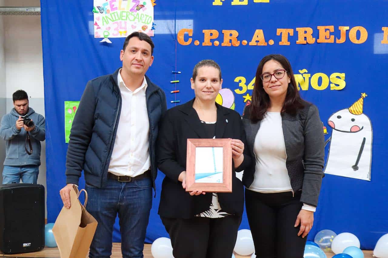 Se celebró el 34° Aniversario del Colegio Ramón Alberto Trejo Noel ...