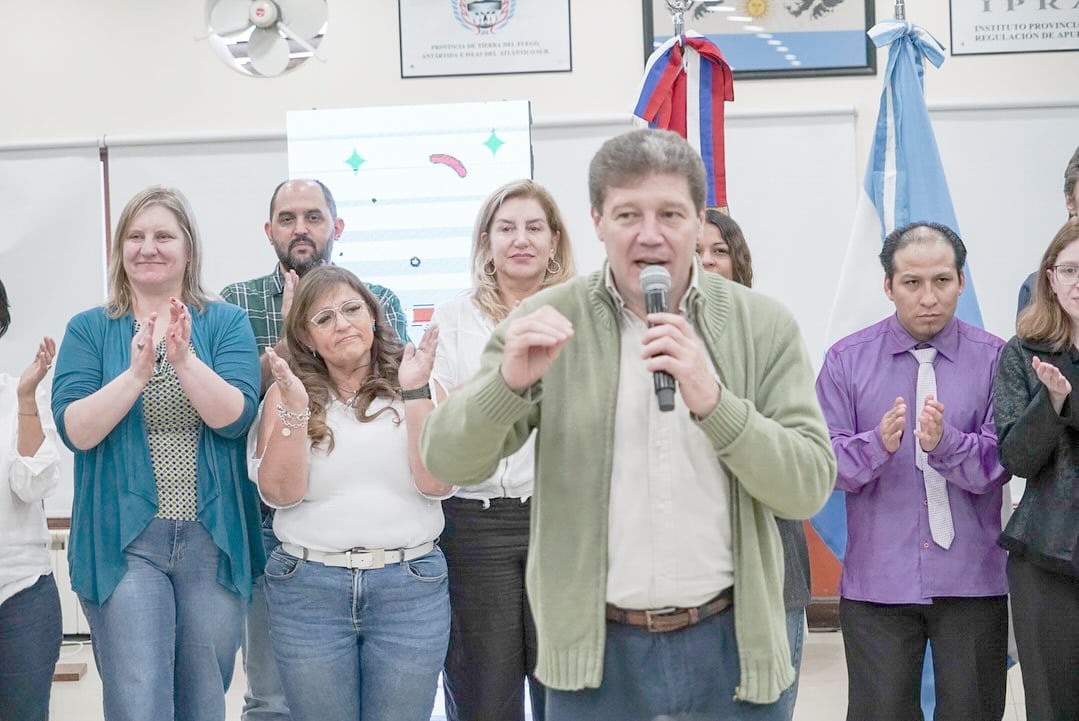 Finalizó la entrega de certificados a los que egresaron del programa de ...